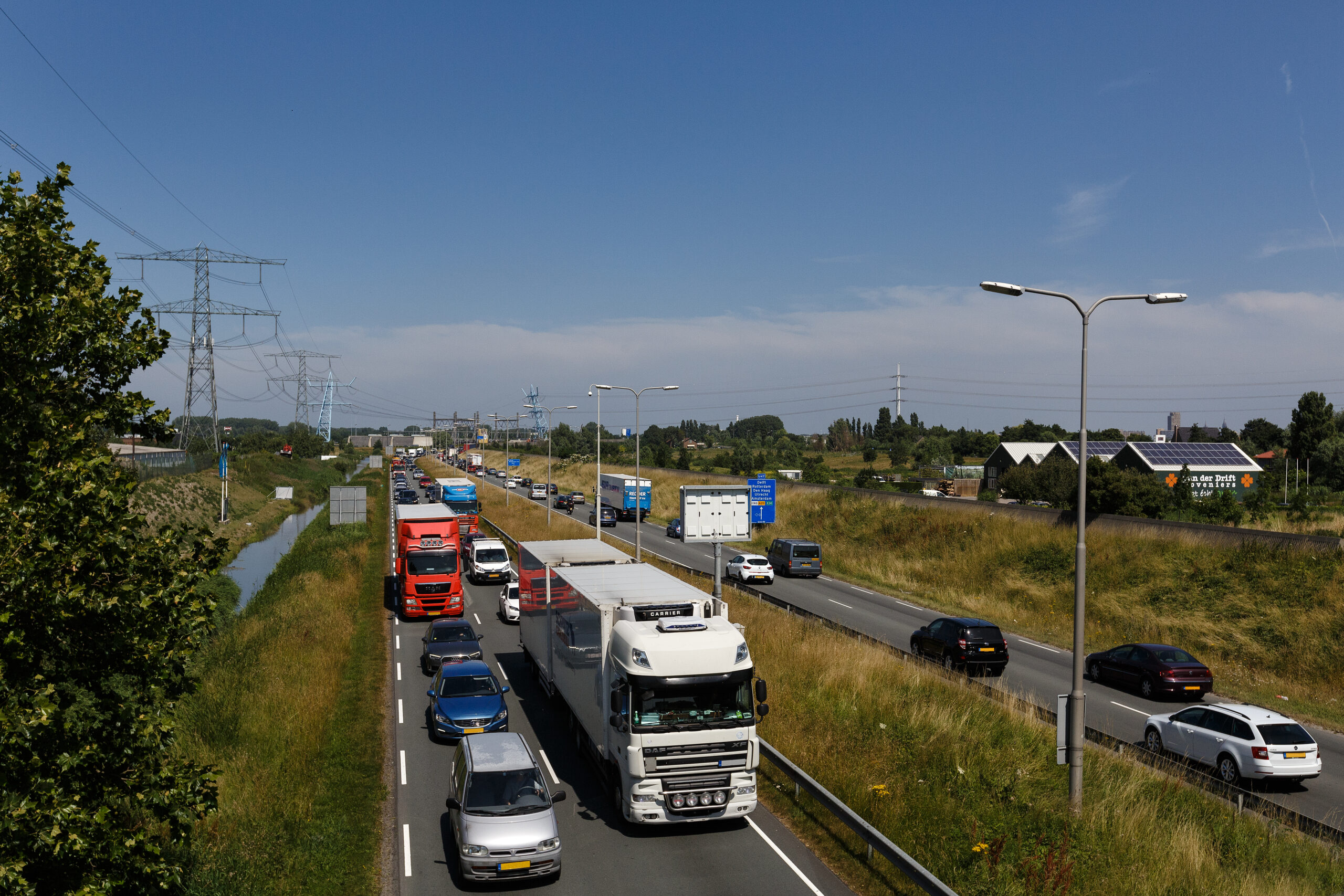 Kansen en bedreigingen van de Light Electric Vehicles-microcars (LEV ...